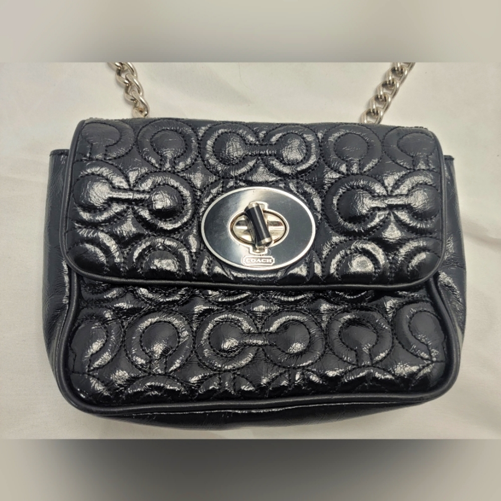 Coach Quilted Leather With C Logo Metal Crossbody Str… - Gem